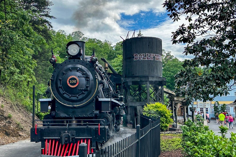 The best rides at Dollywood for the whole family - The Points Guy