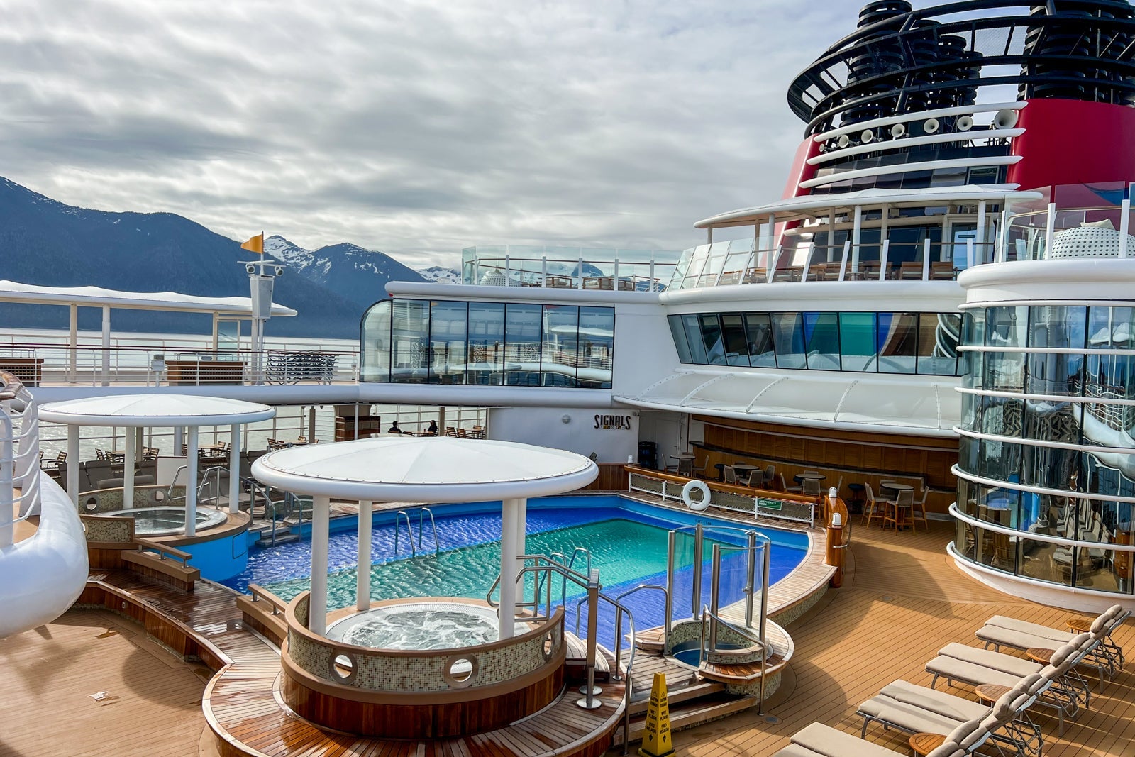 Disney Wonder review: What to expect on the Disney Cruise Line ship ...