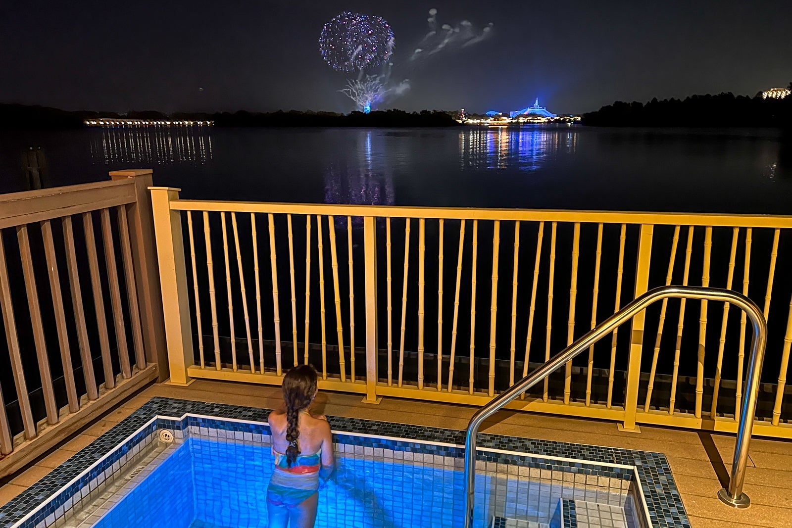 What it's like at Disney's Polynesian overwater bungalows - The Points Guy
