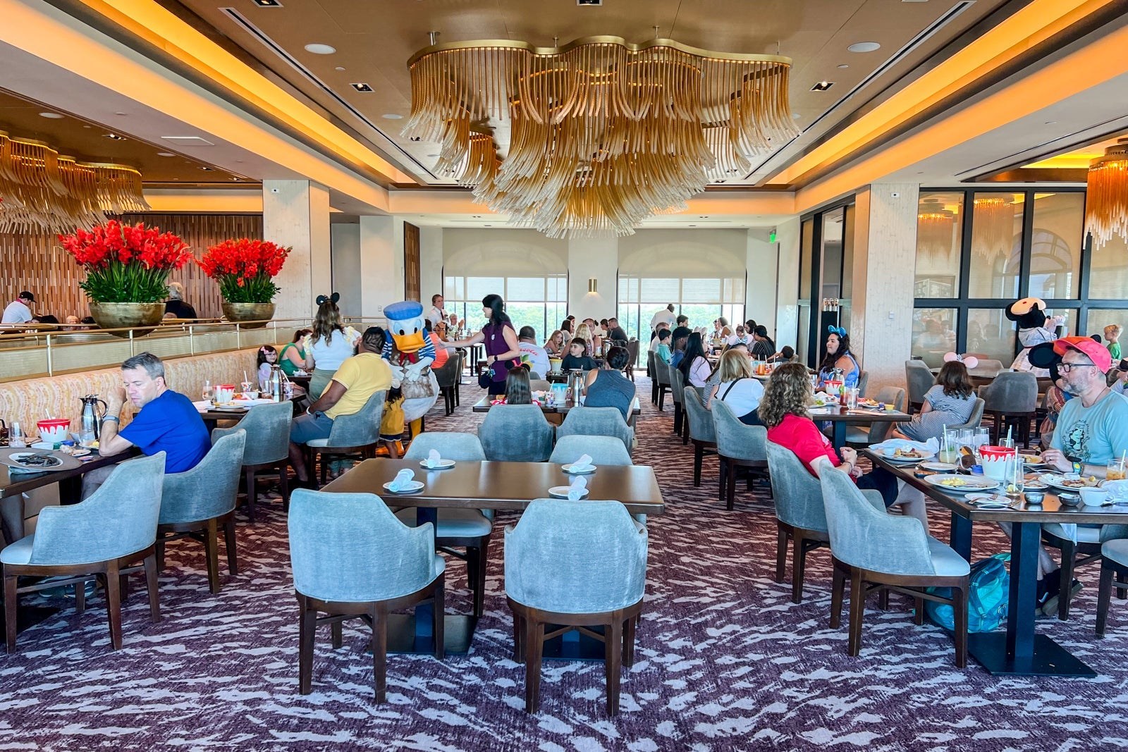 Disney Dining Plan: Is it worth it? - The Points Guy