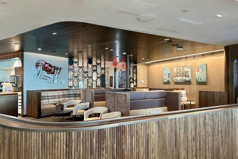 1st look at Delta's new Sky Club in Newark's stunning Terminal A - The ...