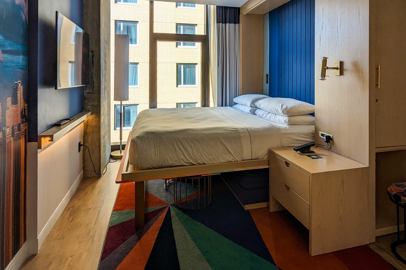 Motto by Hilton New York City Chelsea review: Economical rooms with ...