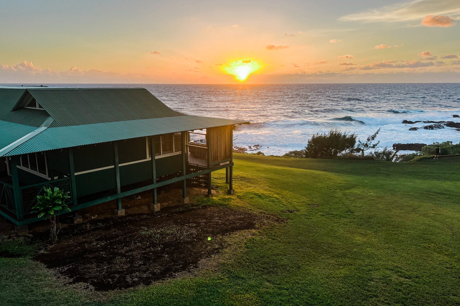 What it's like visiting Maui after the fires, and how you can help ...