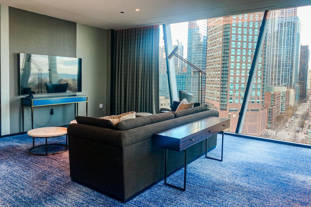 Sky-high luxury: A review of the new St. Regis Chicago - The Points Guy