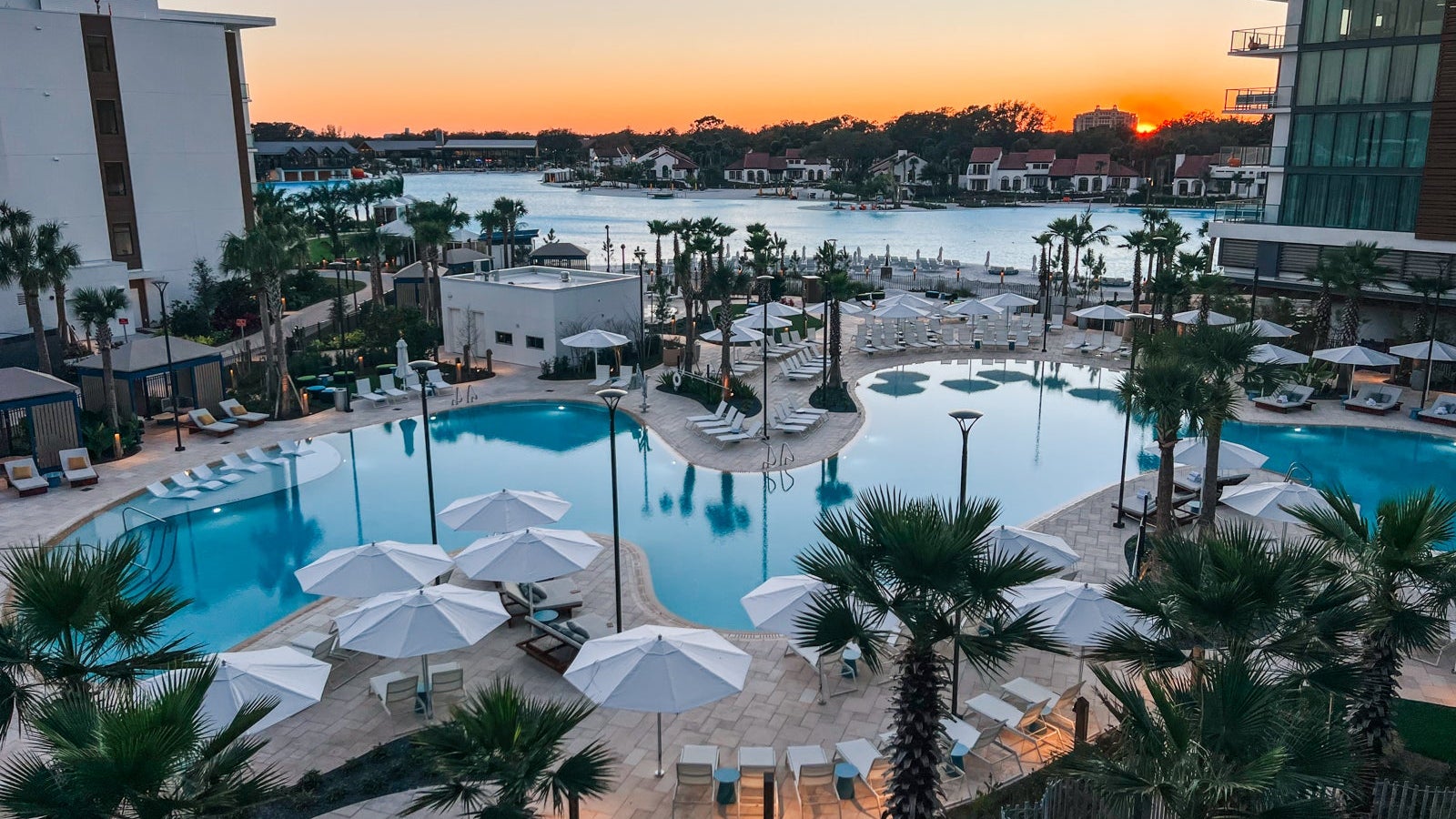 nice hotels with pool