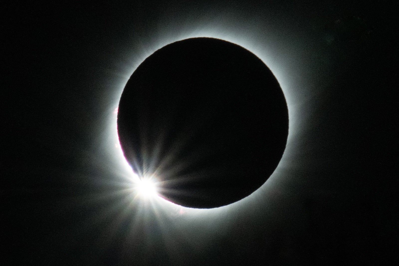 Delta adds a second eclipse flight for April 8 - The Points Guy
