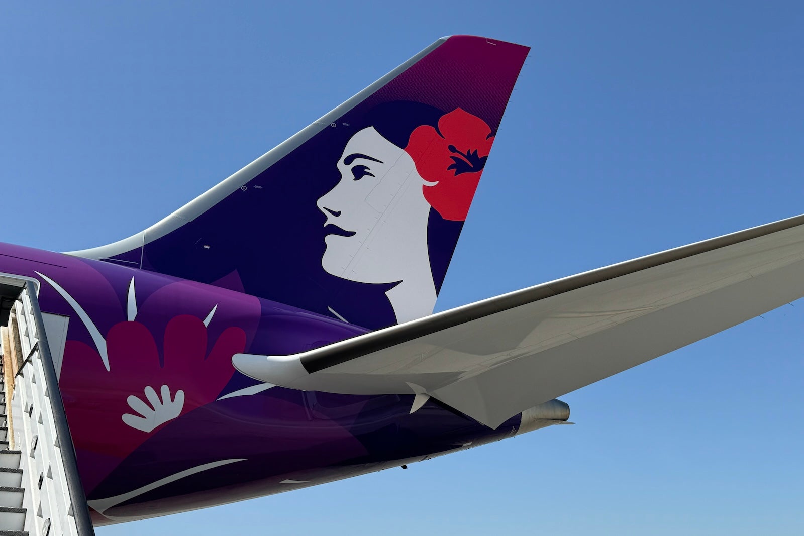 Alaska Airlines adds new London and Iceland routes, new Boeing 787 ...