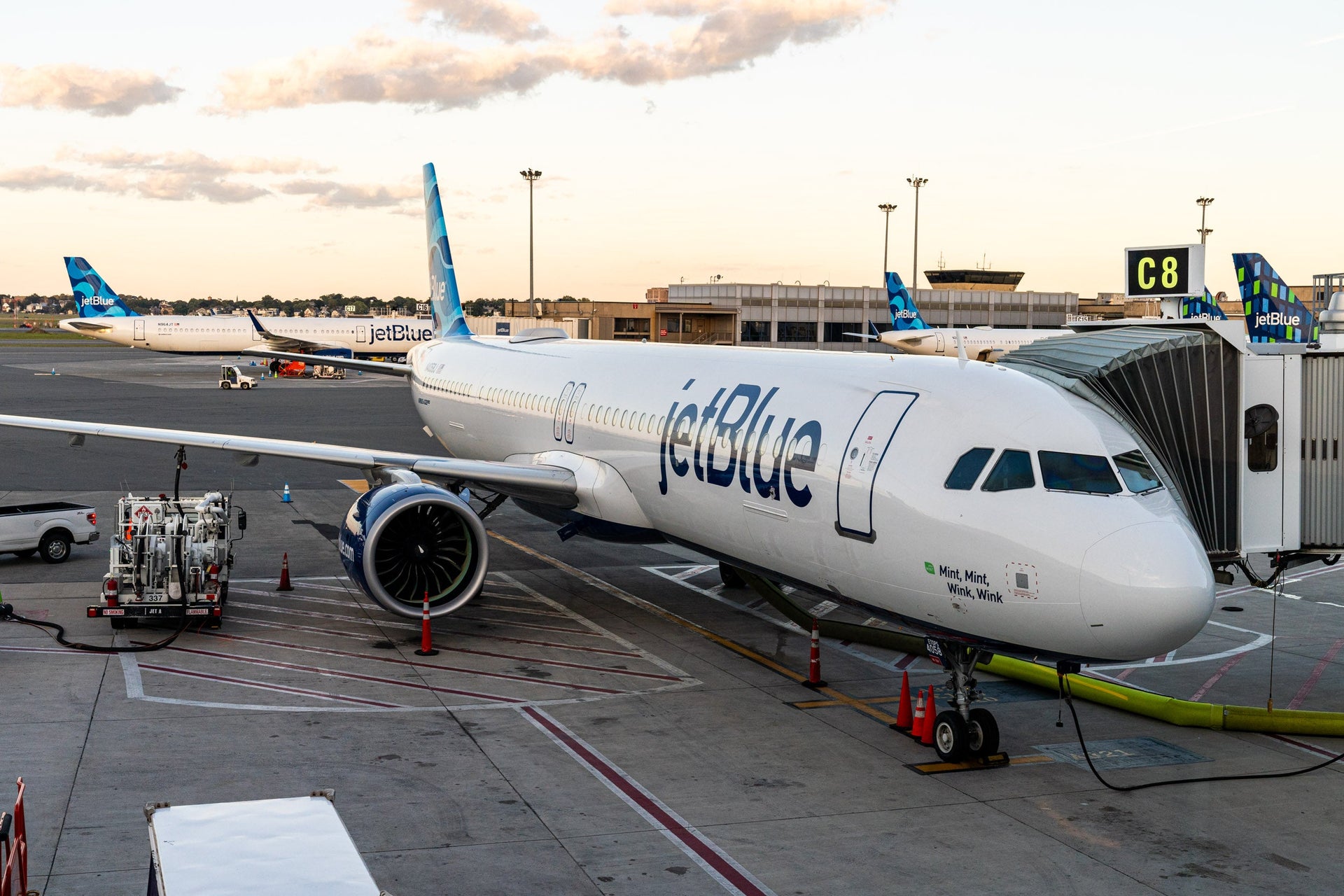 JetBlue adds 2 new European routes, including first-ever flights to ...
