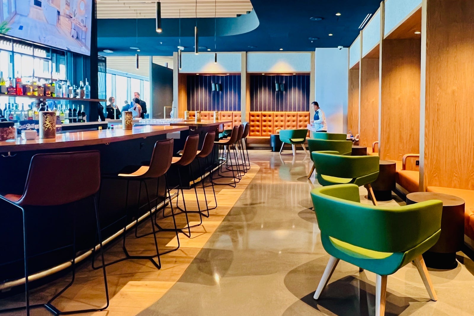 Alaska lounge membership cost will increase in 2025 - The Points Guy