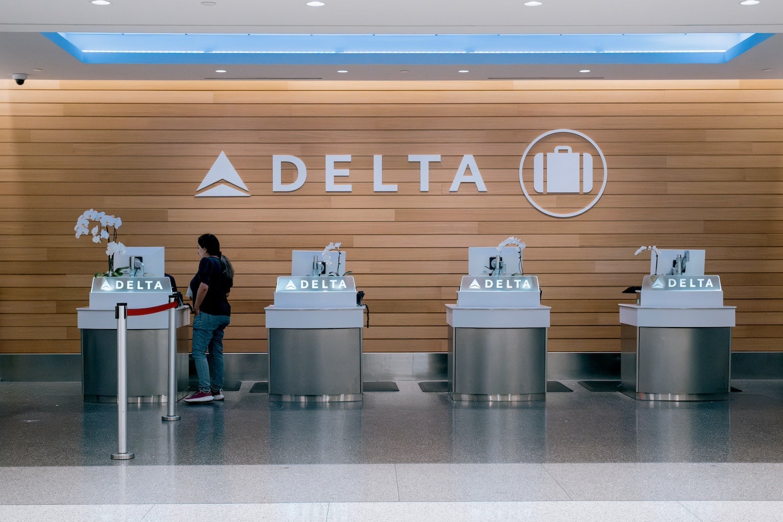 Delta meltdown: How to get a refund or reimbursement - The Points Guy