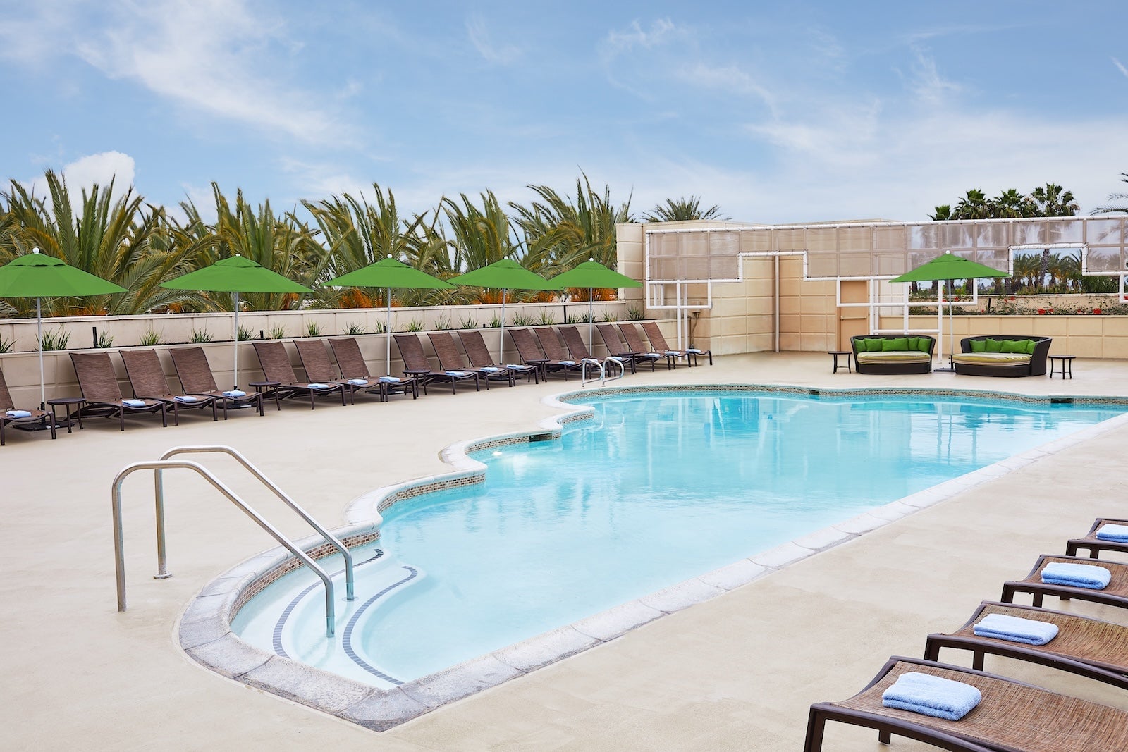 Review of the Hyatt Regency Orange County - The Points Guy
