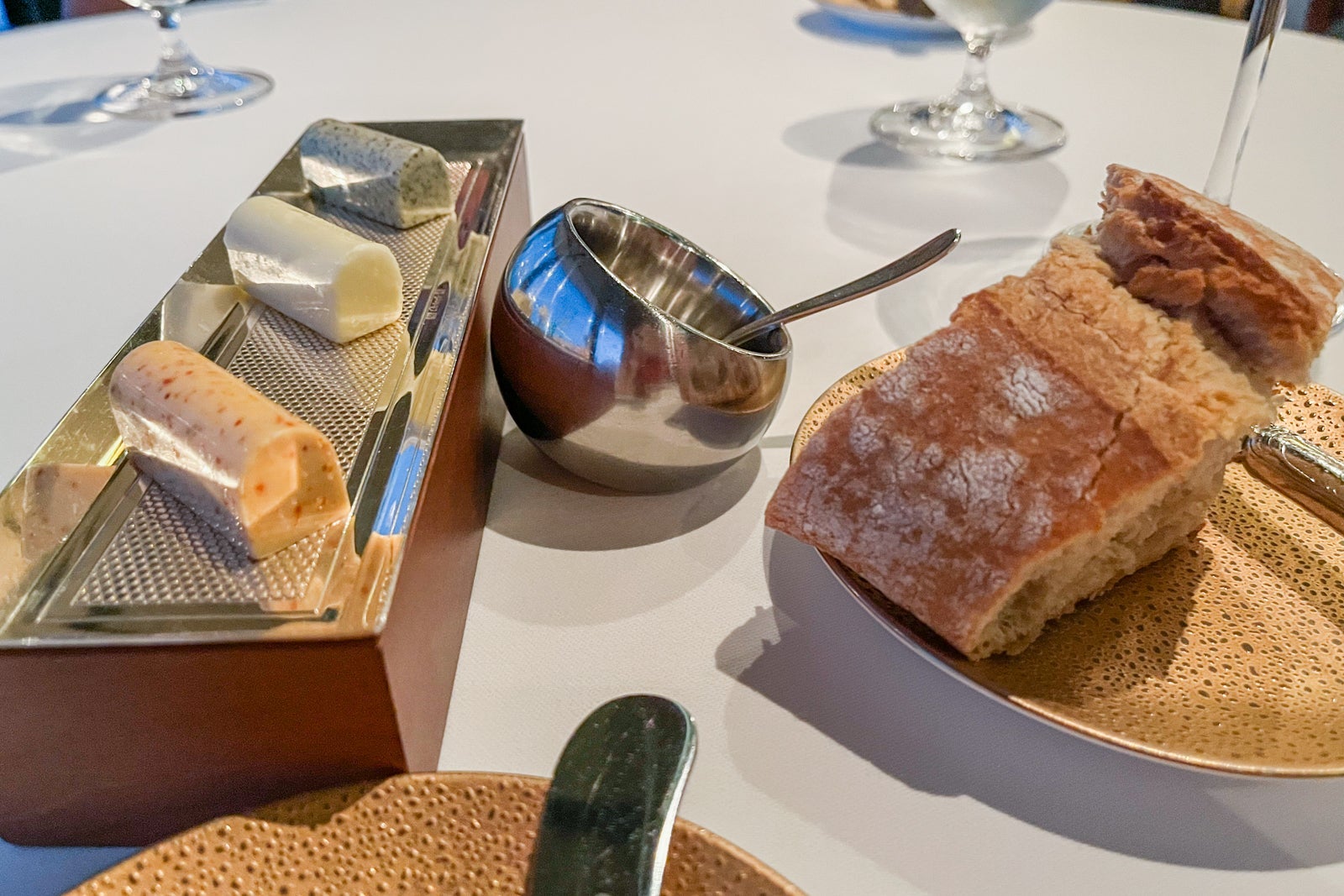 Remy: A guide to Disney Cruise Line's French restaurant (with menu ...