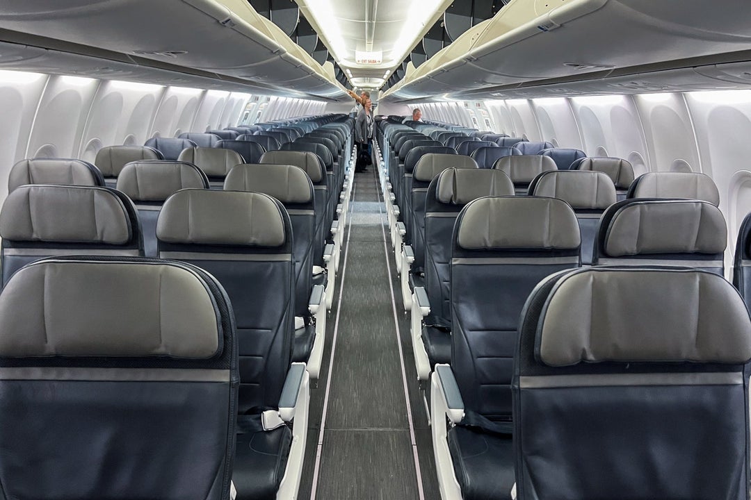 Hawaiian Airlines to add premium economy to its Airbus A330 planes ...