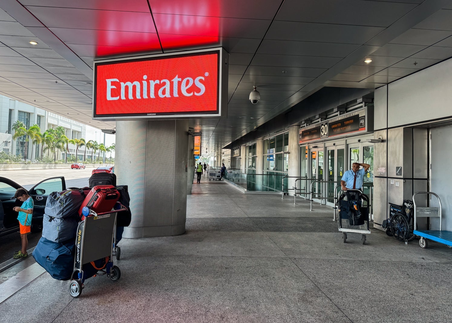 Flying Emirates' first class from Miami to Bogota - The Points Guy