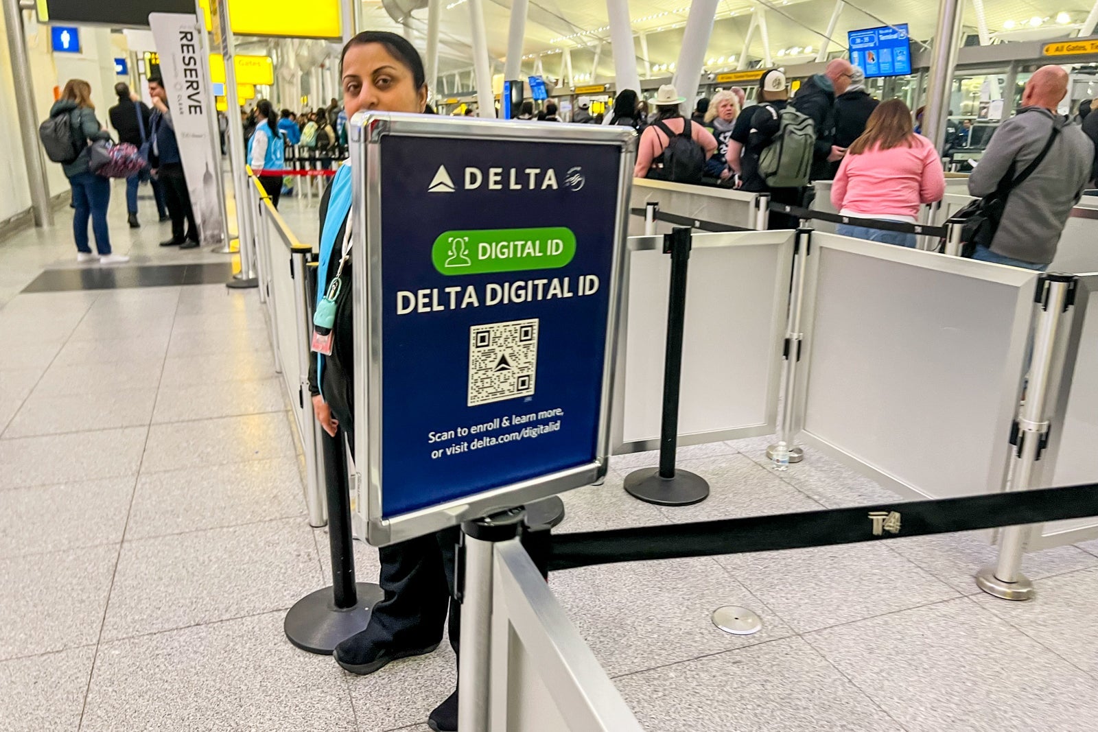 An even faster way through airport security: Here's what it's like ...