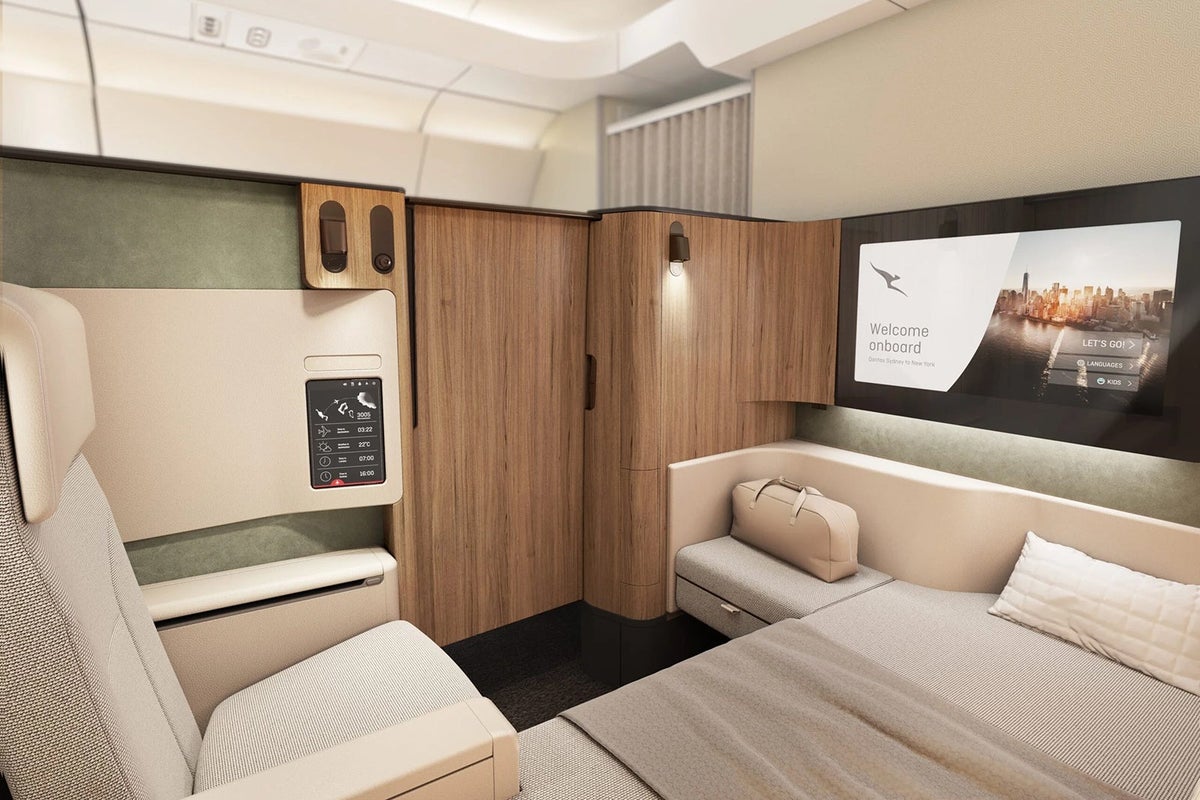 Qantas first-class flight review: Comfortable but subpar - The Points Guy