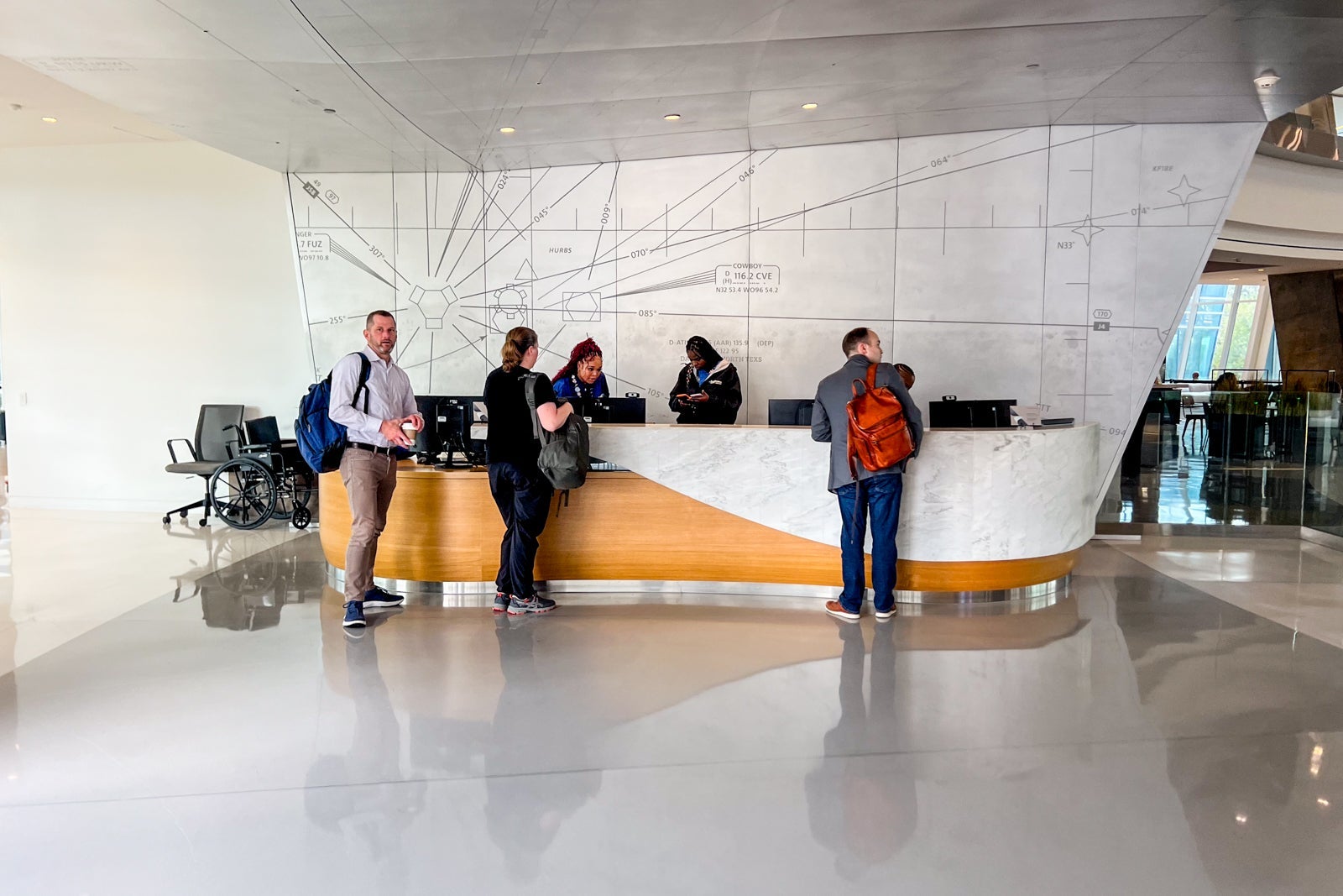 Behind the scenes at American Airlines' giant Fort Worth campus and DFW ...