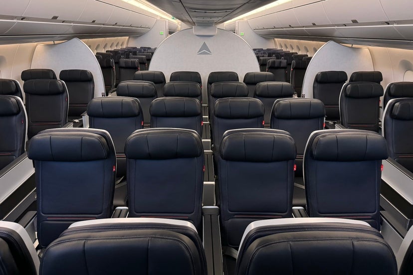 Sneak peek: On board the first Delta Air Lines jet sporting its all-new ...