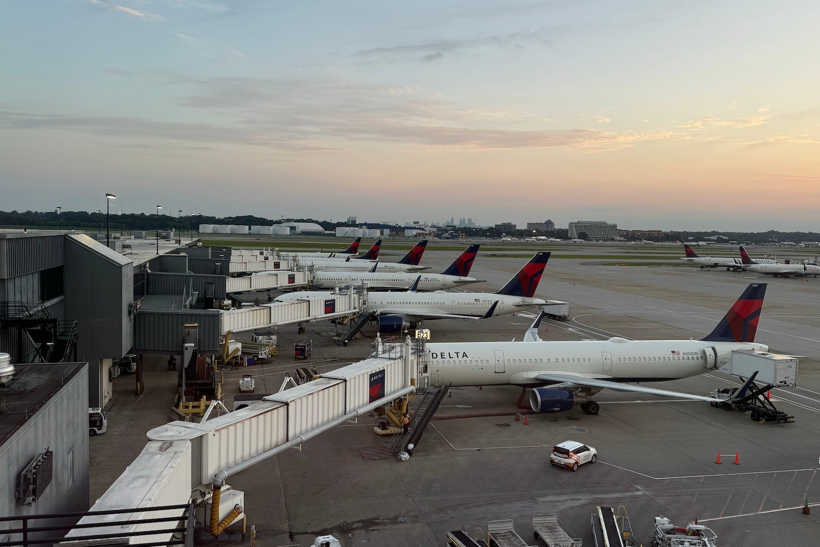 Delta Air Lines announces 8 new or expanded lounges for 2025 - The ...