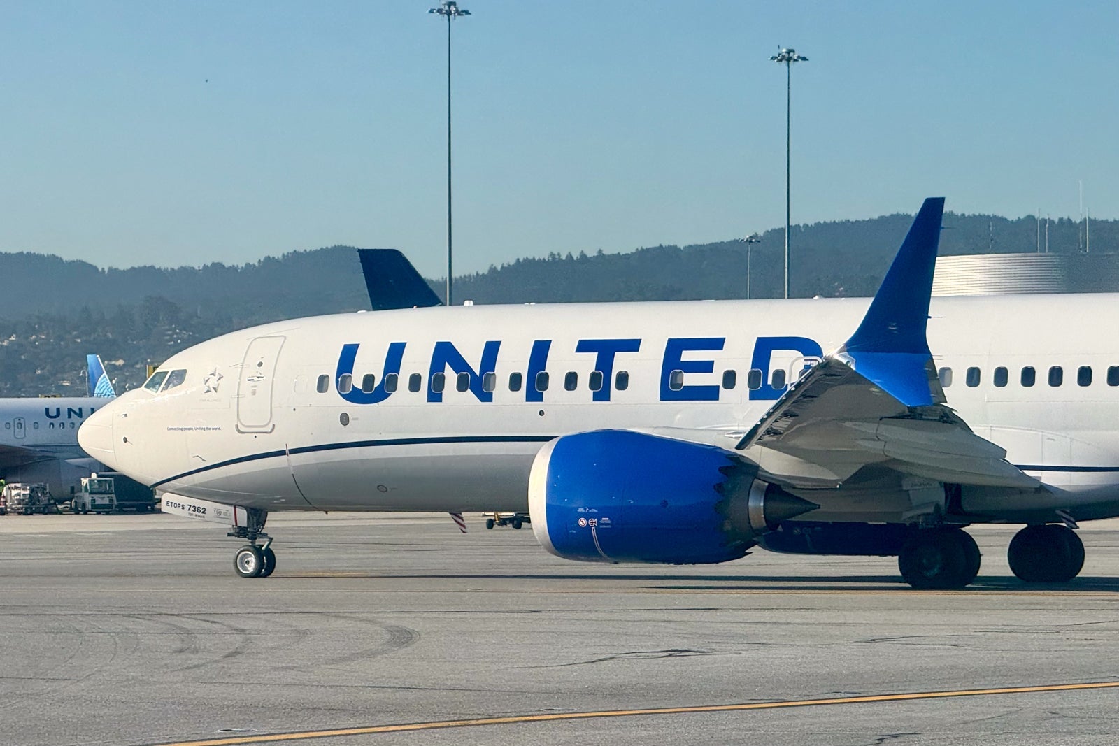 United Airlines cuts 2 international routes, adds 2 new ones from ...