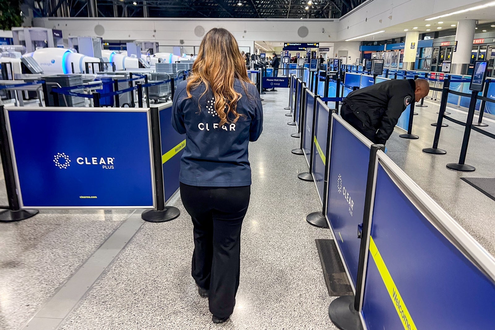 Clear partnering with TSA, unveils new biometric 'e-gates' at 3 major ...