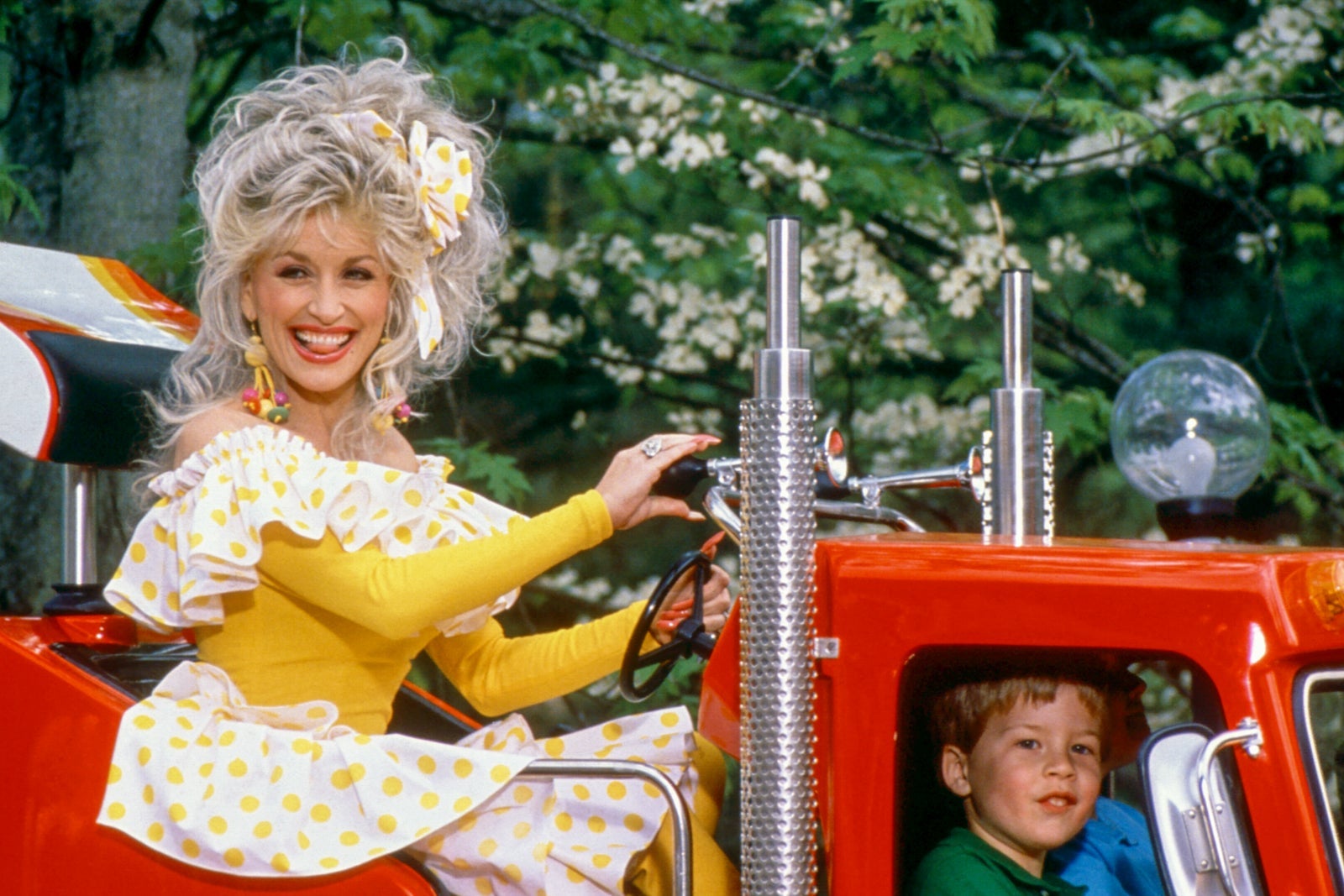 40 seasons of fun: A look back at Dollywood's history - The Points Guy