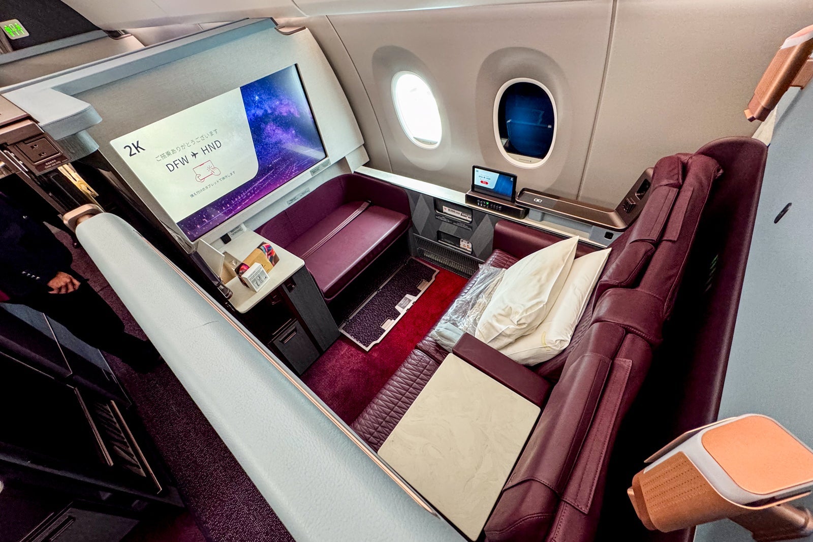 Review of Japan Airlines' new first class on the A350 - The Points Guy