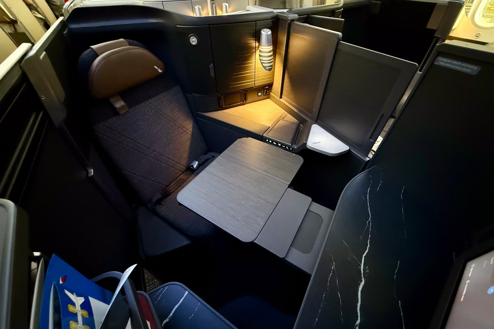 A look at American's all-new Boeing 787 Dreamliner with Flagship Suite ...