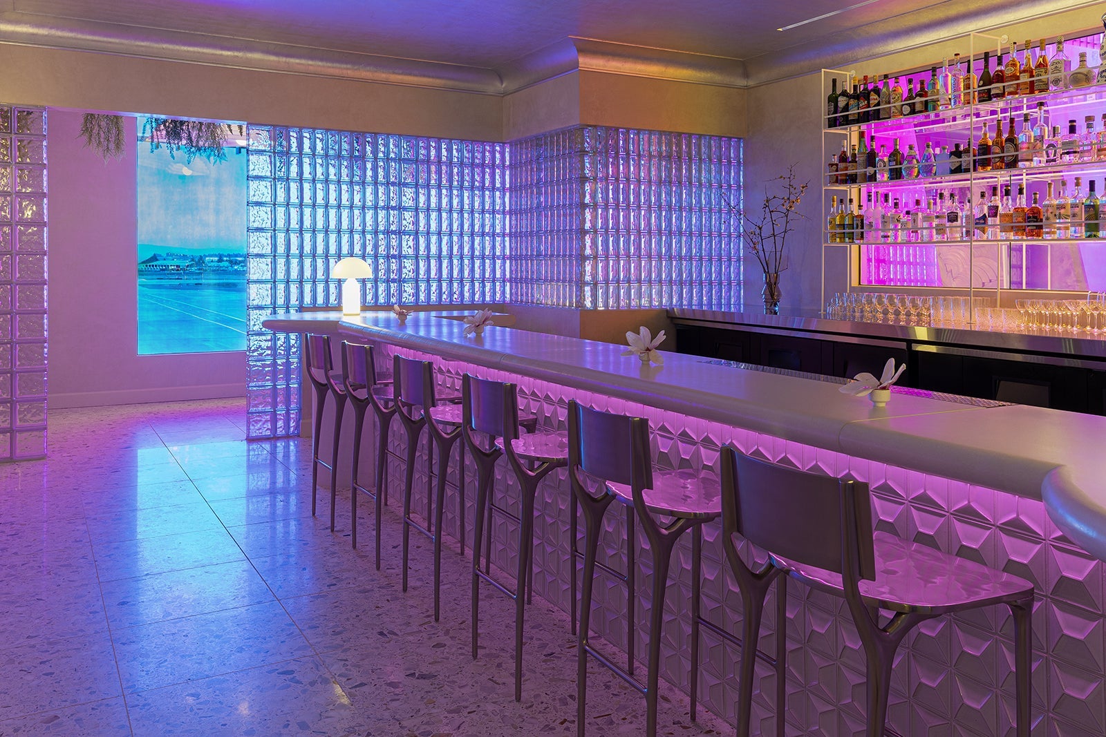 No airline or credit card status needed to enter this airport speakeasy ...