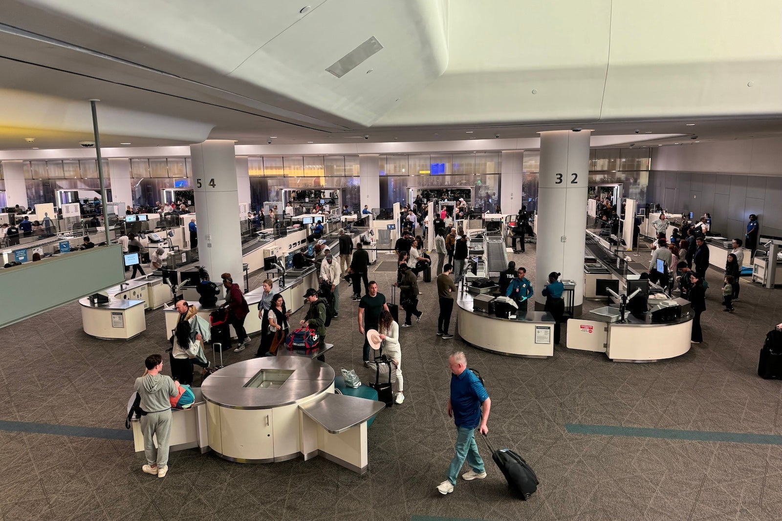 American Airlines launches TSA PreCheck Touchless ID - The Points Guy