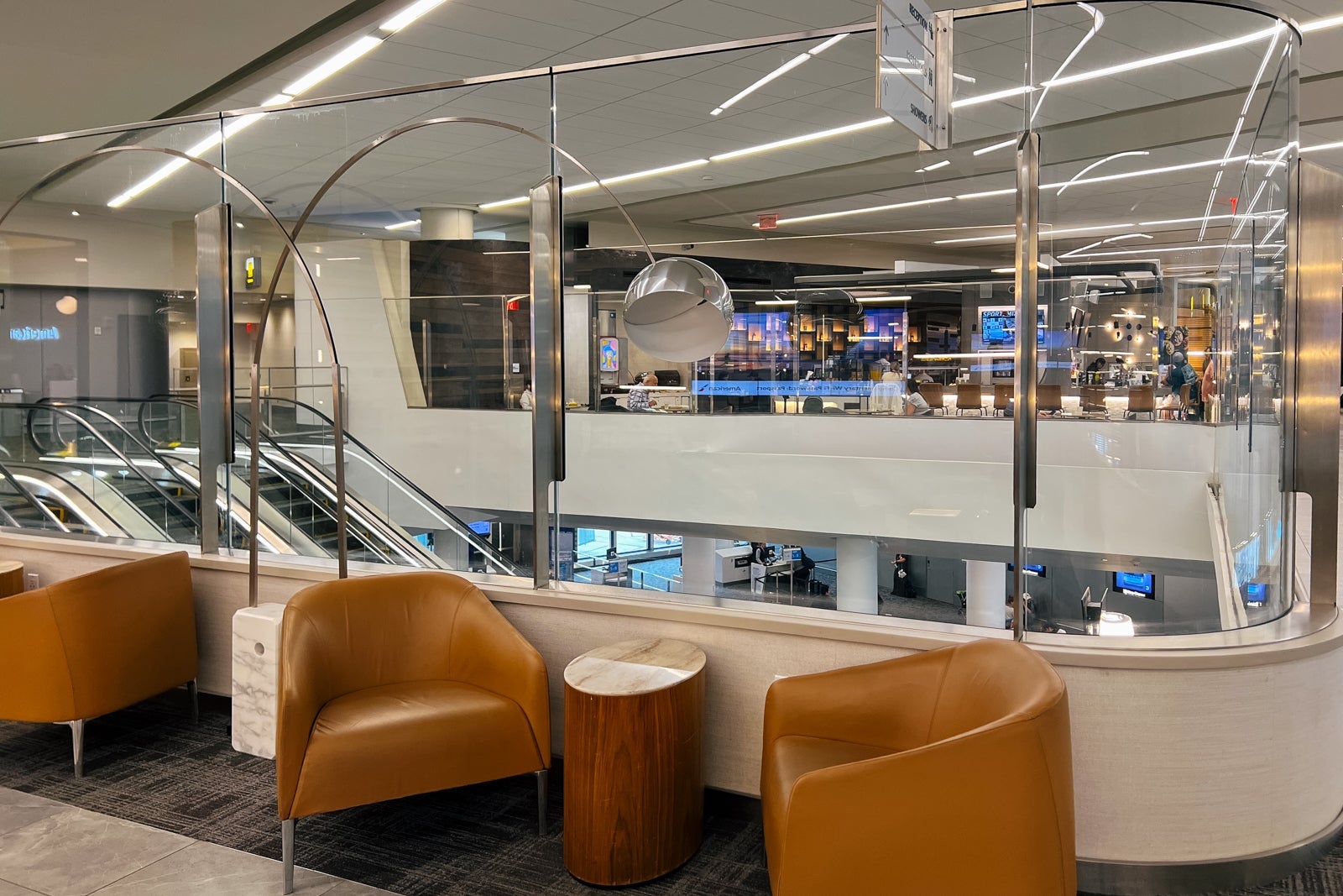 Breaking the LGA perimeter: What it was like flying American Airlines ...