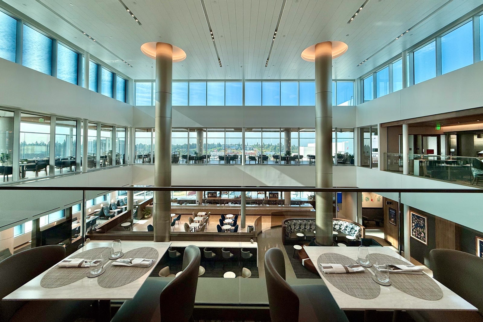 Delta's stunning new Seattle business-class lounge is its most unique ...
