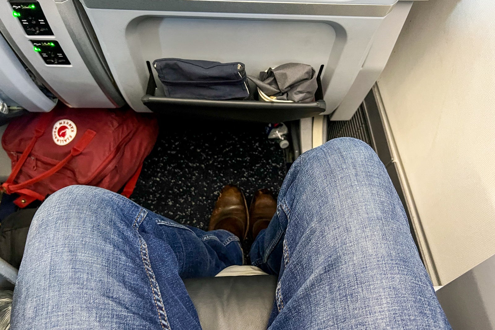 Delta Premium Economy: What is it and is it worth it? - The Points Guy