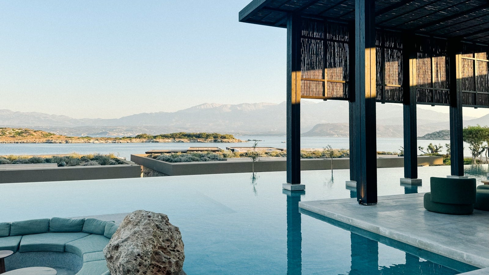 marriott hotel pool access