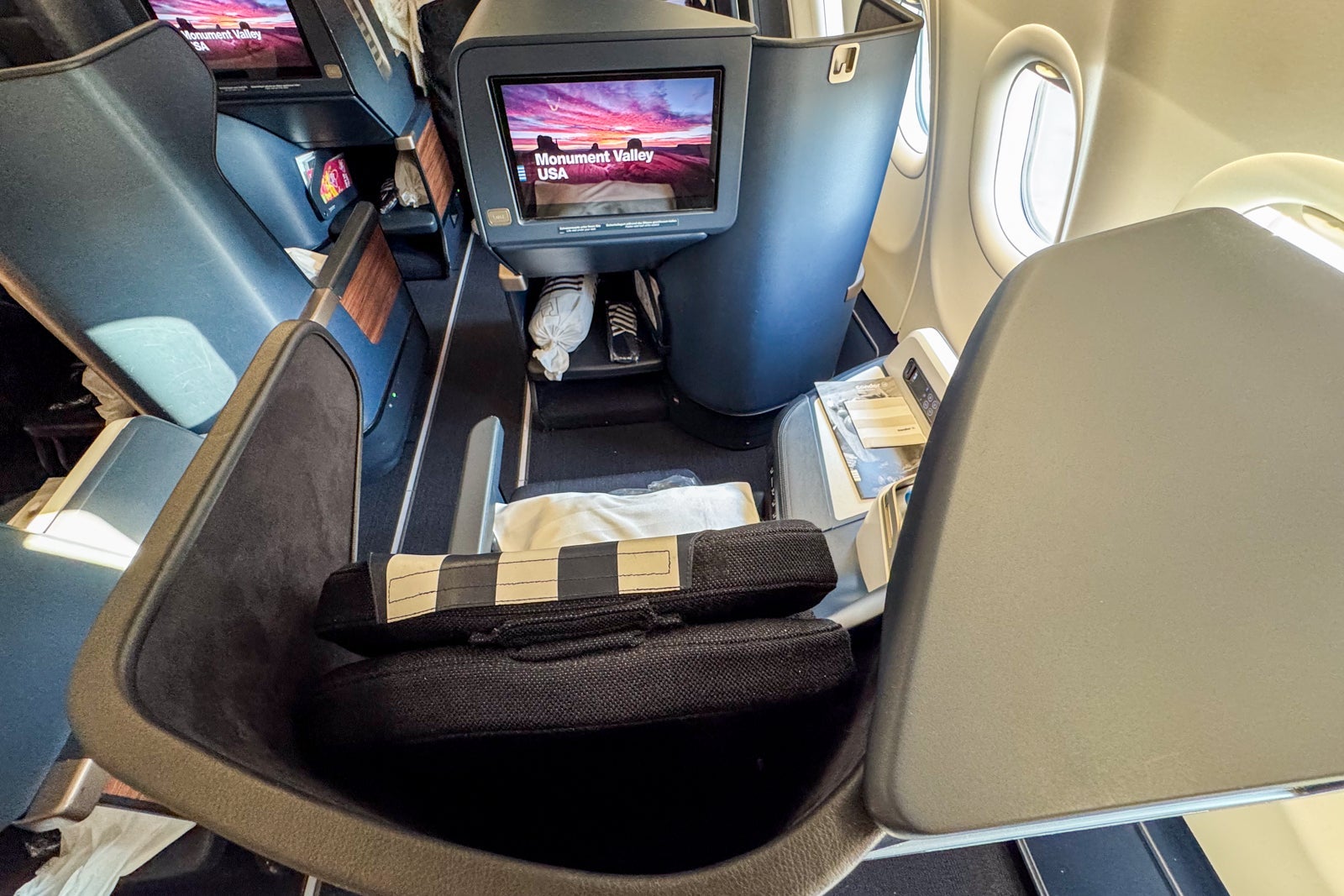 Comparing Condor Airlines' regular and Prime business-class seats - The ...