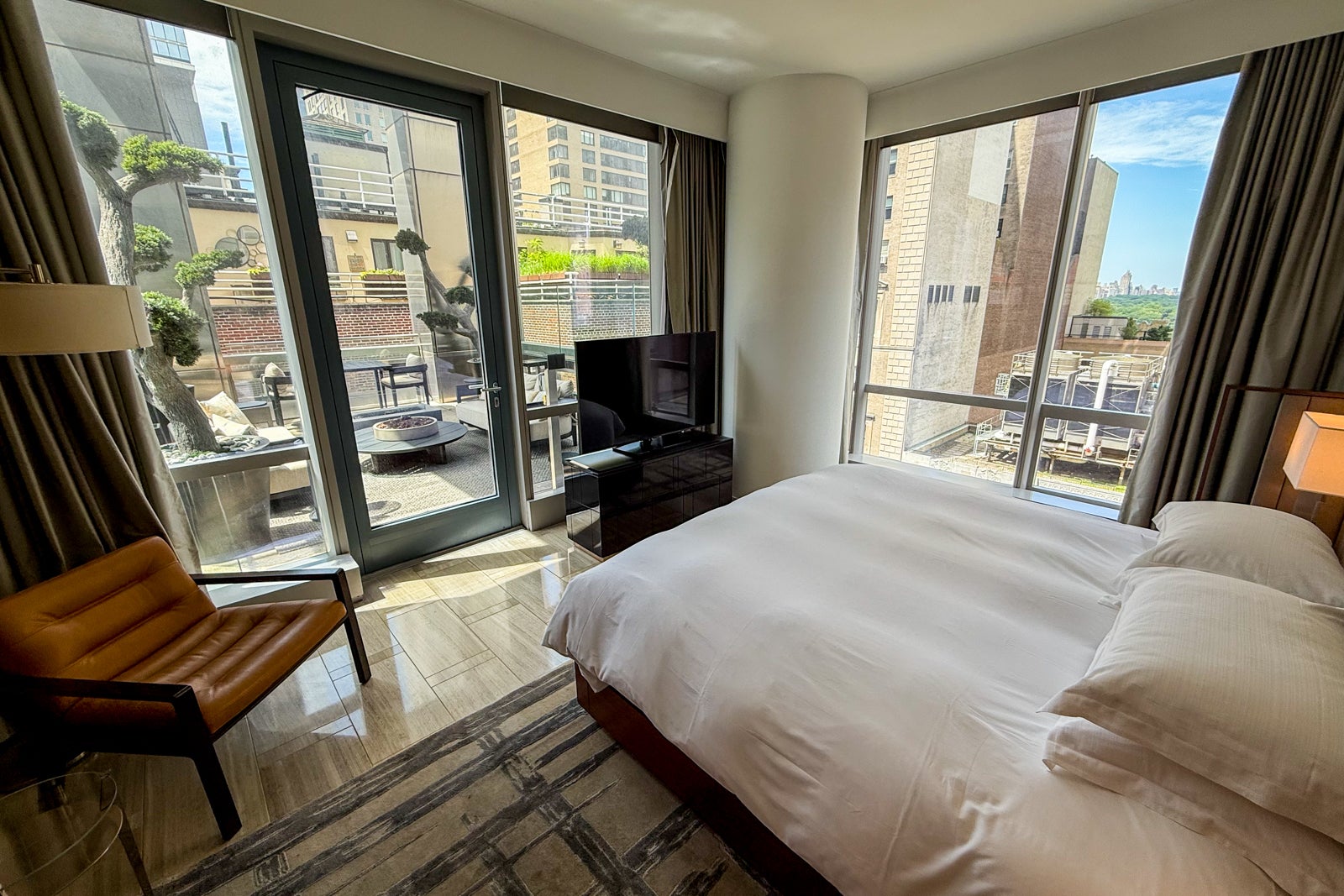 How to redeem your Hyatt points for family and friends (and avoid check ...