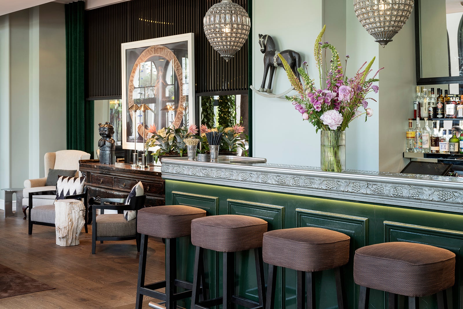 What’s the difference between Chase’s The Edit properties and Points ...