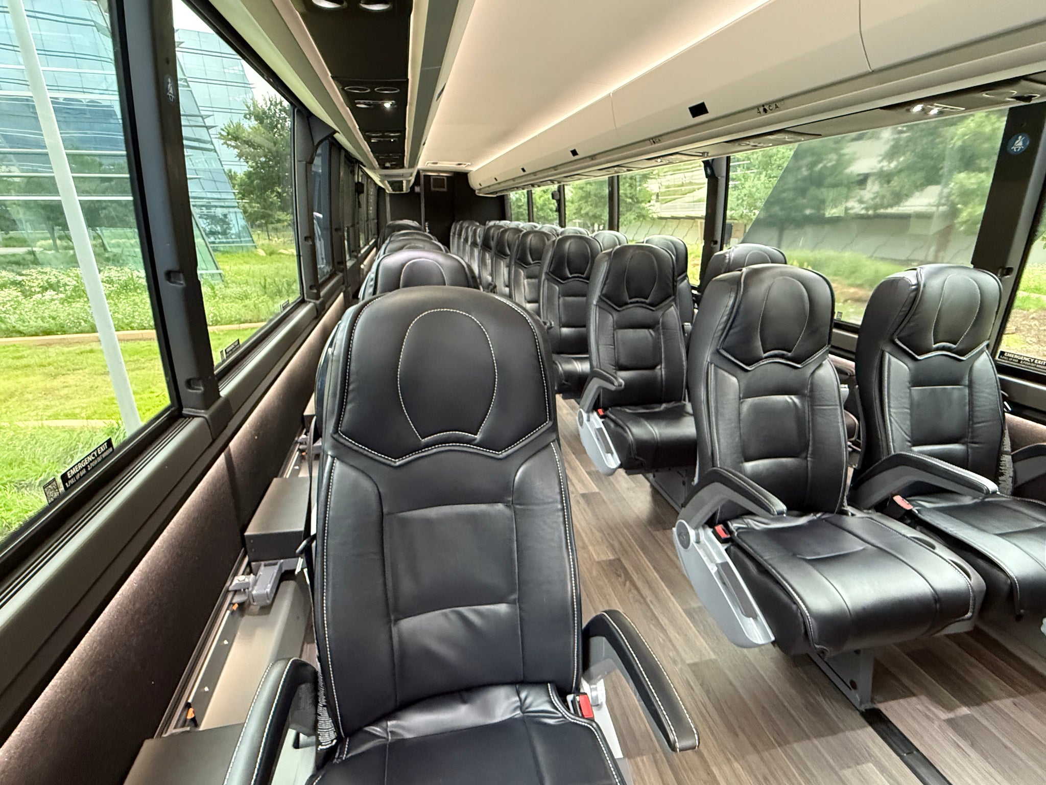 American, Air Canada add 3 new routes on Landline buses - The Points Guy