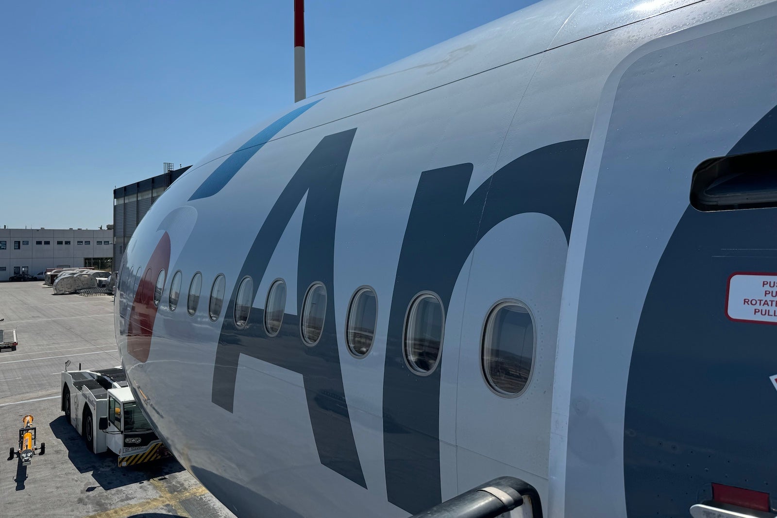 American Airlines deploys Boeing 777s on New York-LA flights - The ...