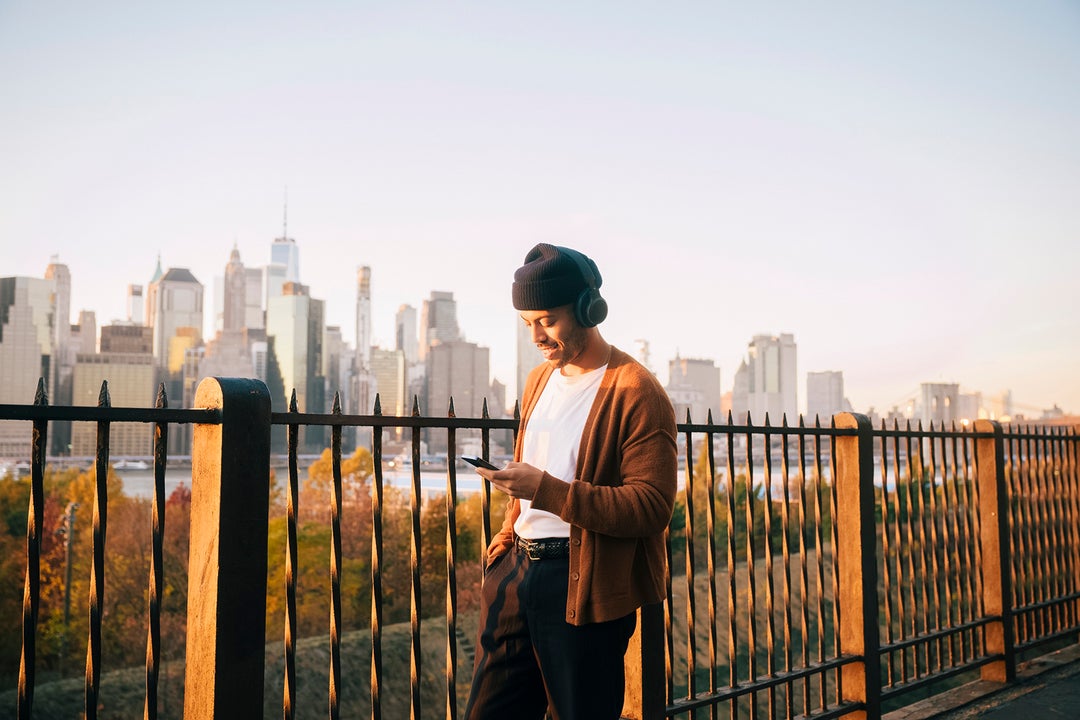 Best international phone plans for travel - The Points Guy