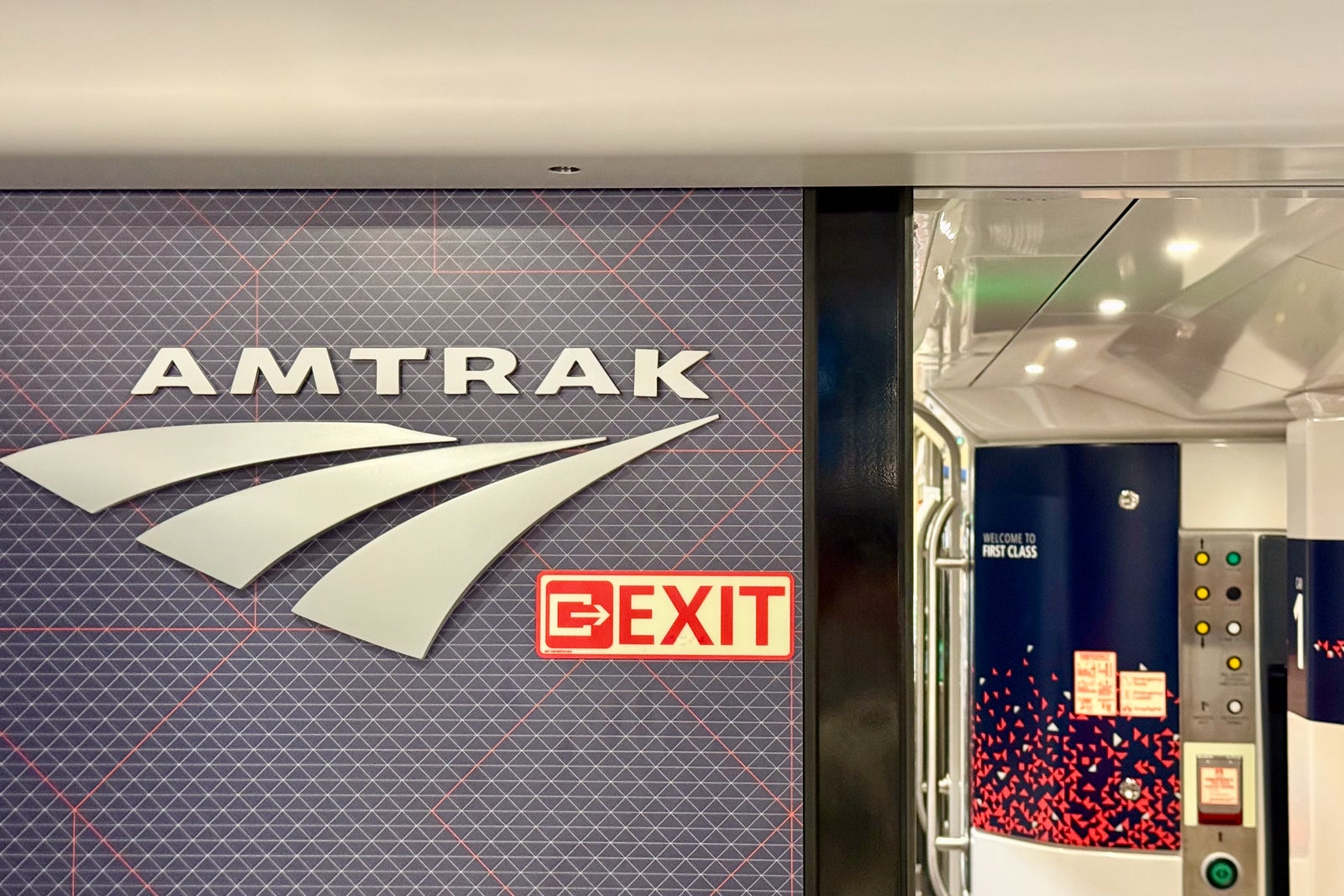 Amtrak's new and long-awaited Acela shines in Northeast Corridor debut ...
