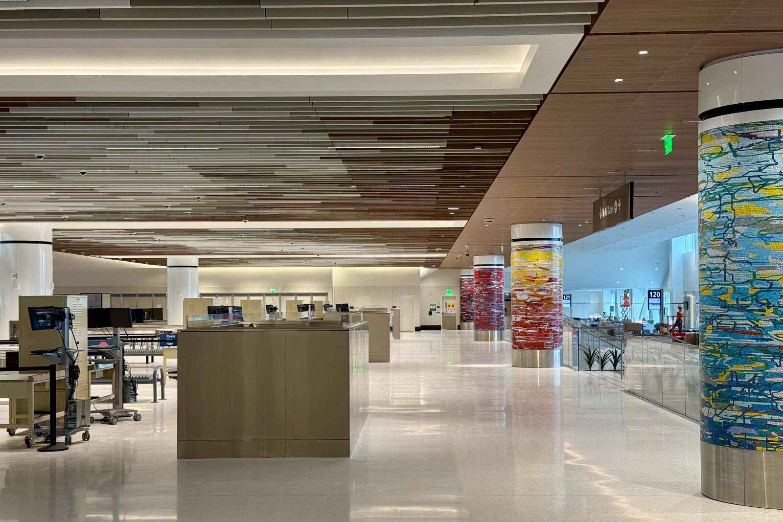San Diego's new Terminal 1 shines in big debut, comes with new lounges ...