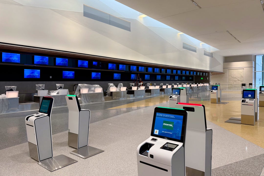 San Diego's new Terminal 1 shines in big debut, comes with new lounges ...