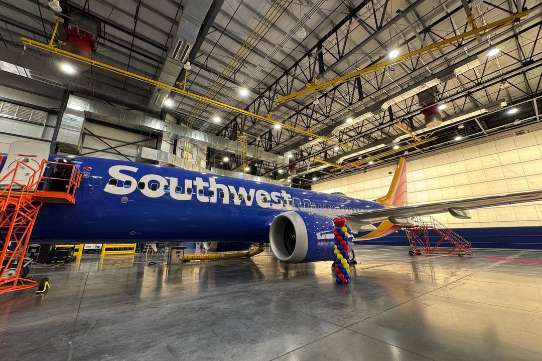 Southwest Airlines unveils a new debit card that earns points - The ...