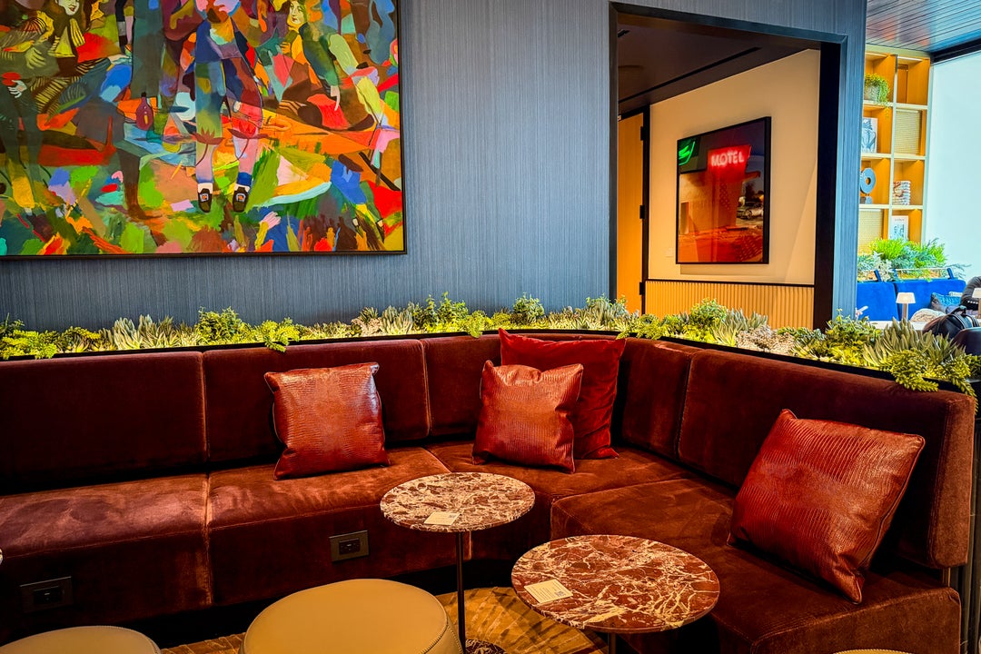 Best airport lounge access credit cards for frequent flyers - The ...