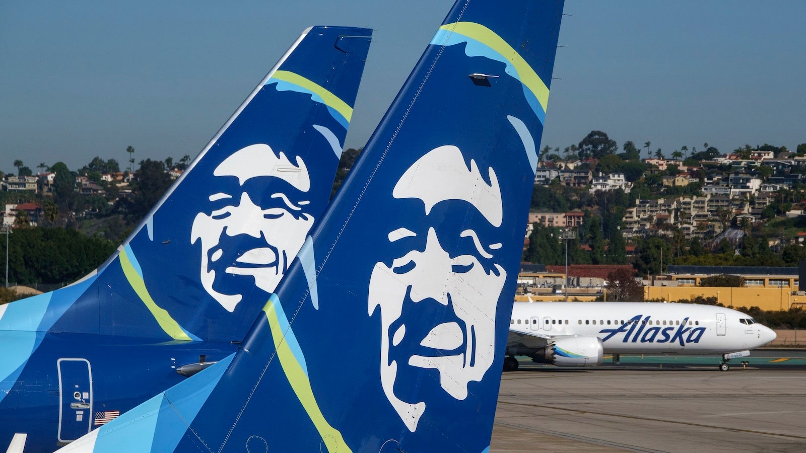 Alaska Airlines places their largest airplane order ever – more than ...