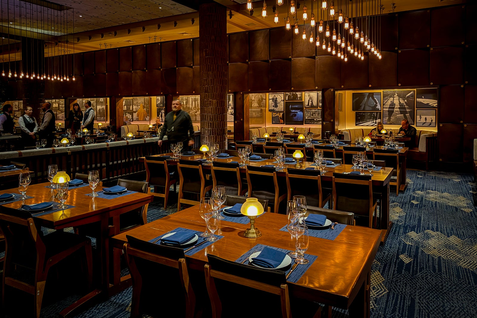 Planning a trip to Las Vegas? How you can save money and earn more ...