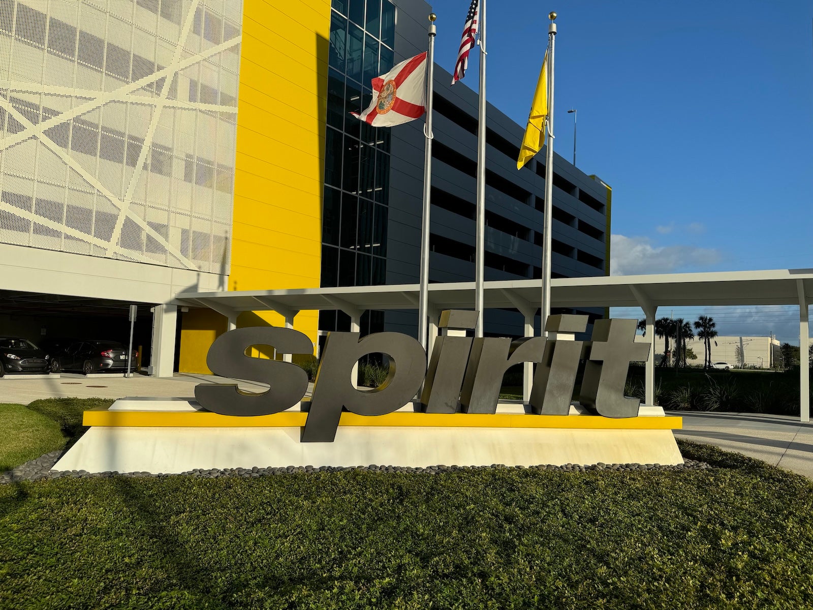 Spirit cardholders: You aren't earning rewards. What to know - The ...