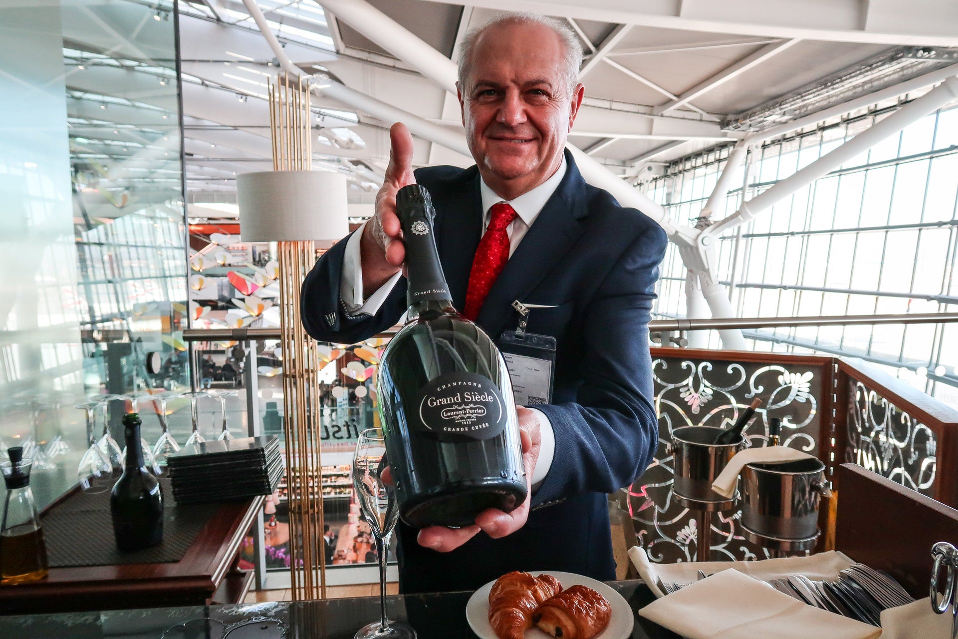 What does British Airways elite status get you, and how do you earn it ...
